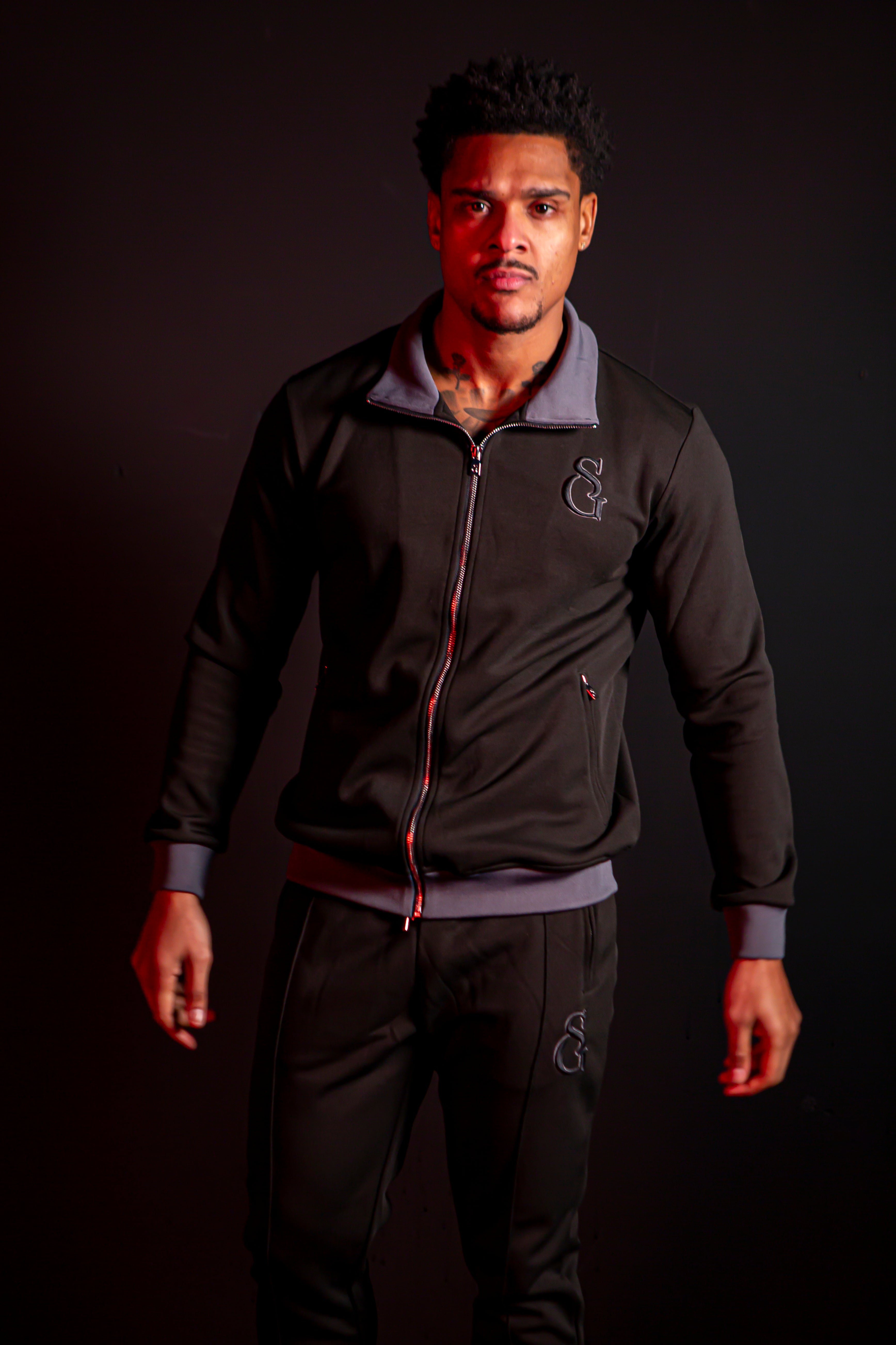 Tracksuits – Smooth Gangster